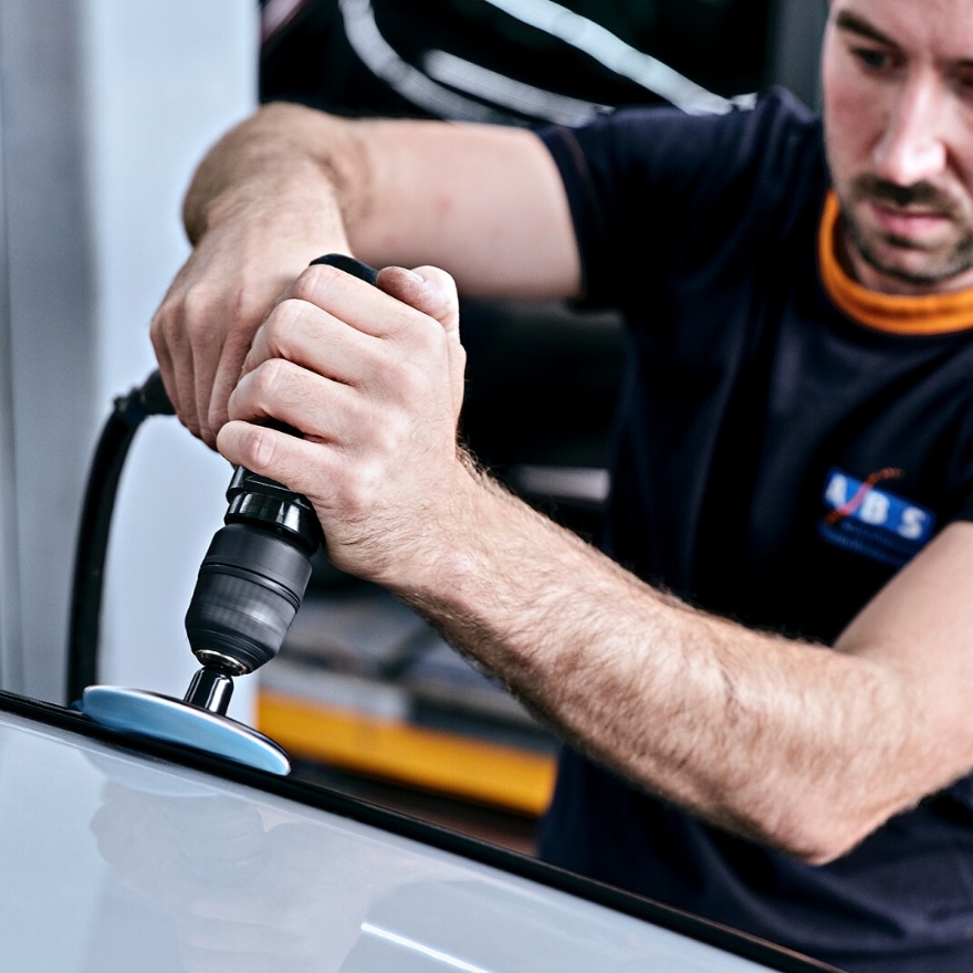 Wat is spotrepair en wanneer kies je hiervoor? – ABS Autoherstel